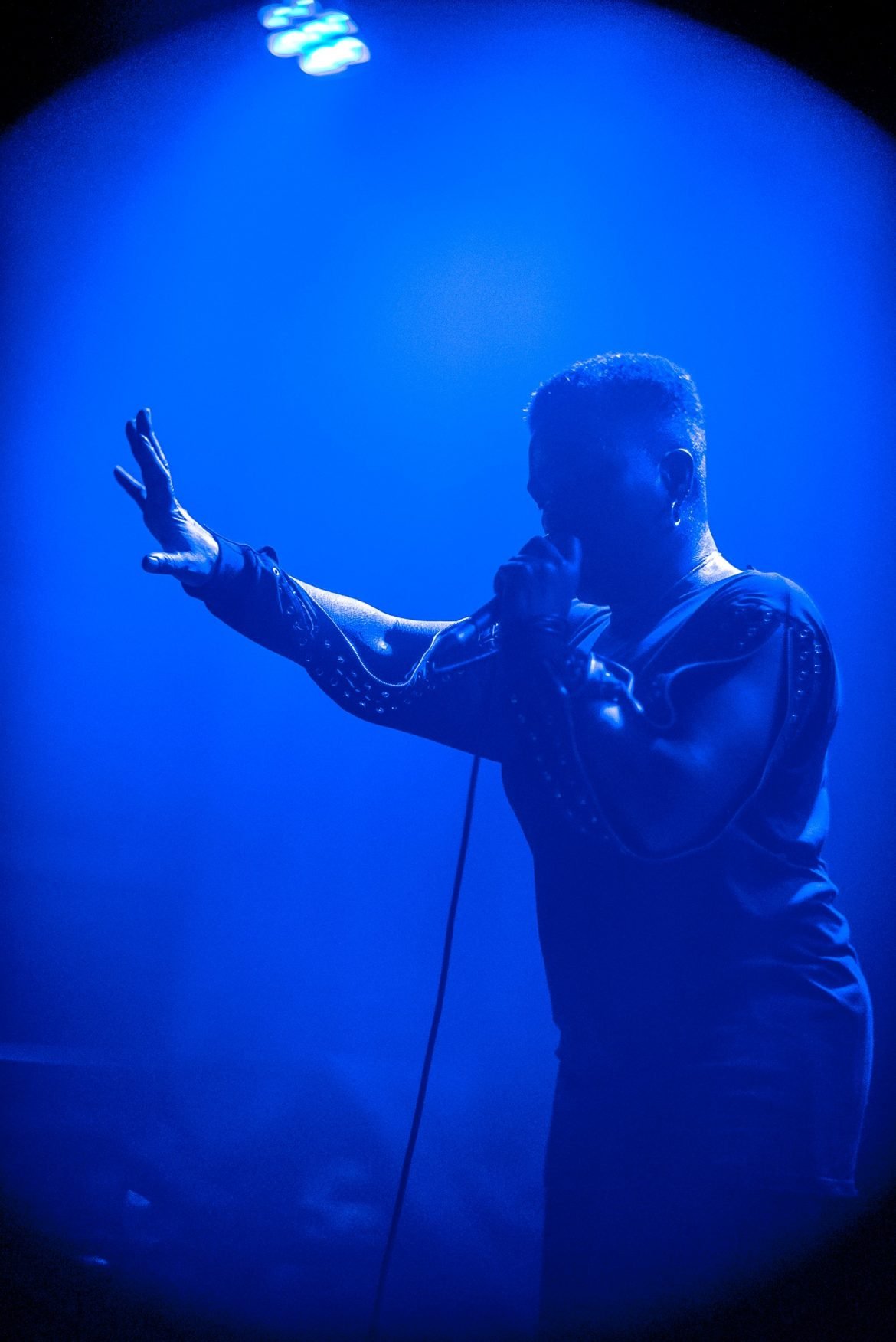 Interview: Light Asylum — El Garaje de Frank
